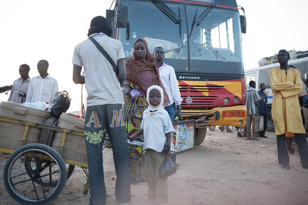 The elusive people and the democracy of sand – Bambini nel Deserto ETS